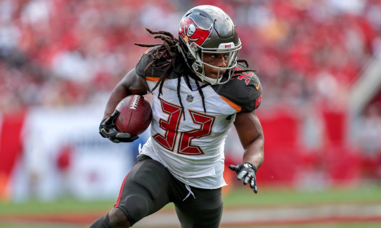 Top 10 Shortest NFL Players in History - Sportszion