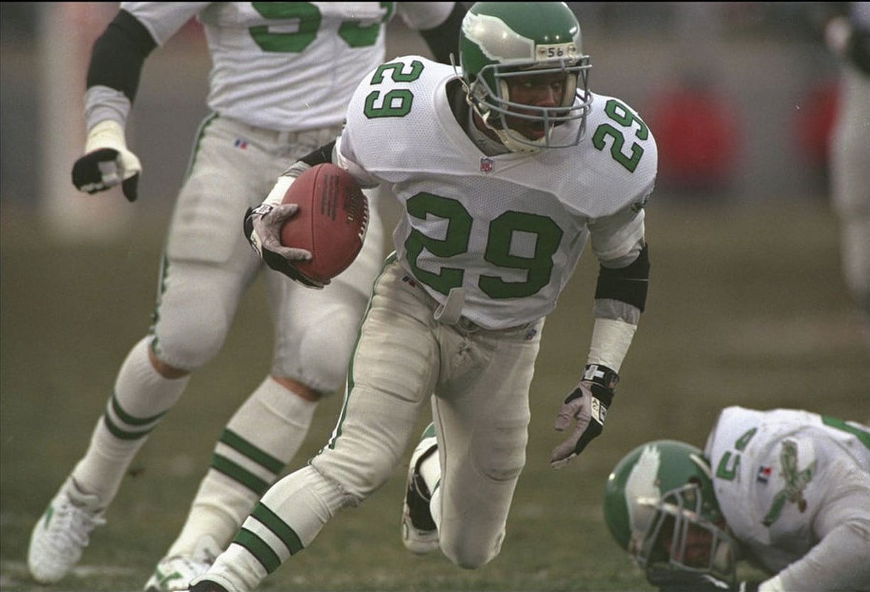 Top 10 Shortest NFL Players in History - Sportszion