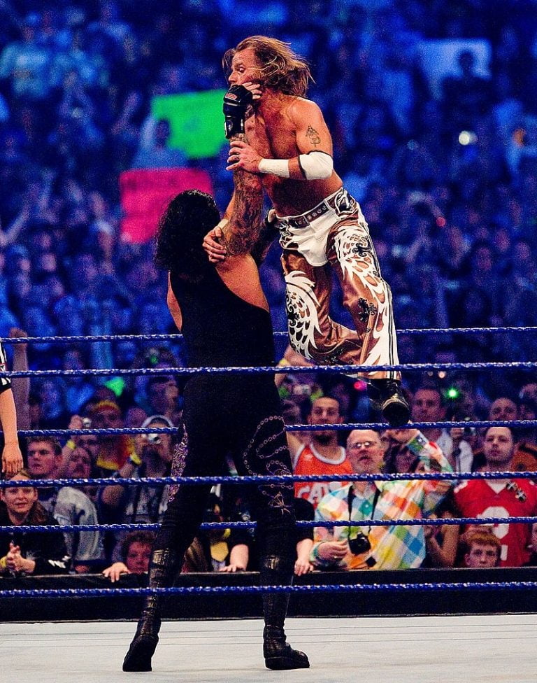 Top 10 greatest moments of The Undertaker in WWE history - Sportszion