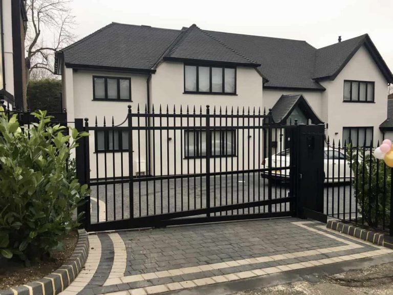 Harry Kane Net Worth 2021: Salary, Endorsements, Spendings, Mansion ...