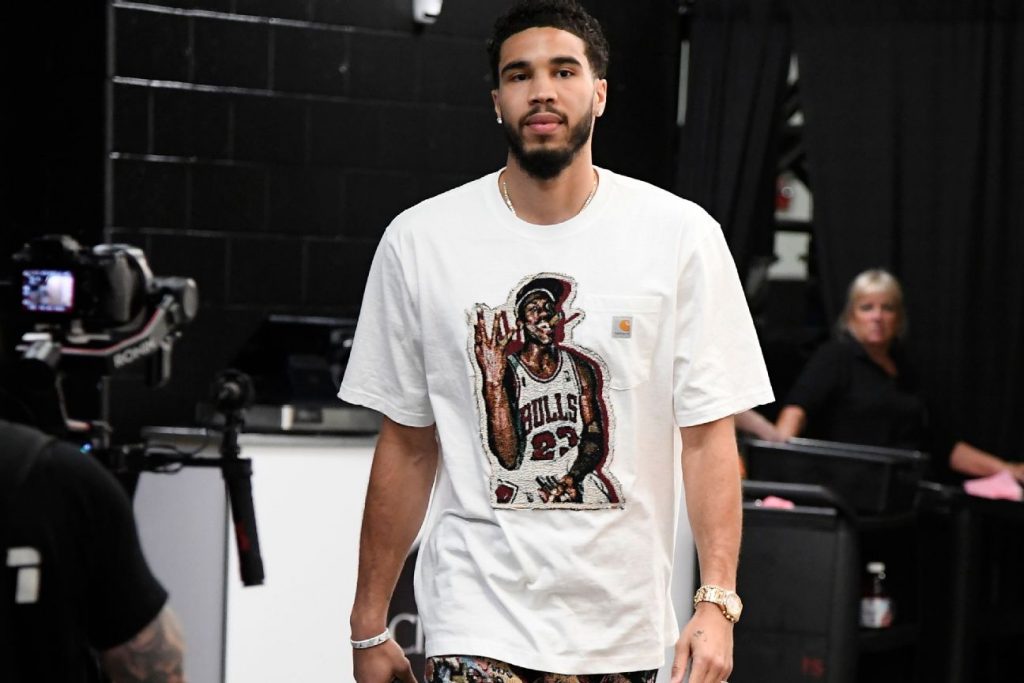 Watch Jayson Tatum arrive at TD Garden for Game 4 against Heat wearing ...