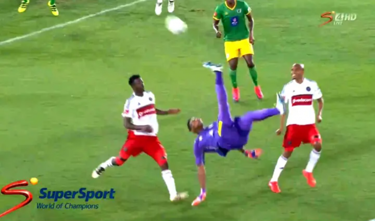 Ranking the top 10 best bicycle kick goals in history - Sportszion