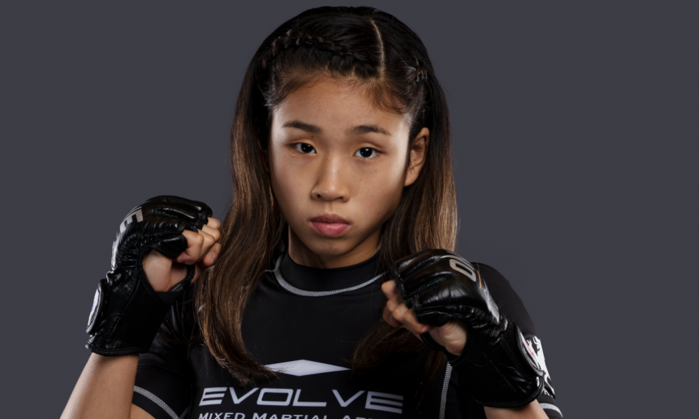 "Our Victoria passed away" Atomweight world champion Angela Lee's ...