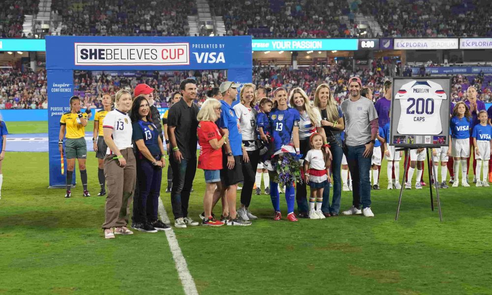USWNT star Alex Morgan joins protest with Canadian players for equal ...