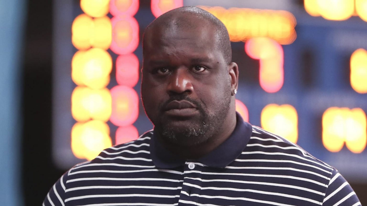 "If the Lakers don’t make playoffs I’ll wear that " Shaquille O’Neal ...