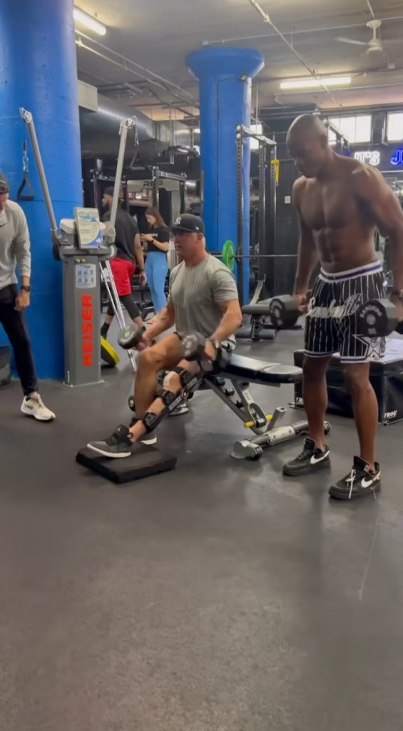 "This man works harder than Ben Simmons": Fans ecstatic as Shane ...