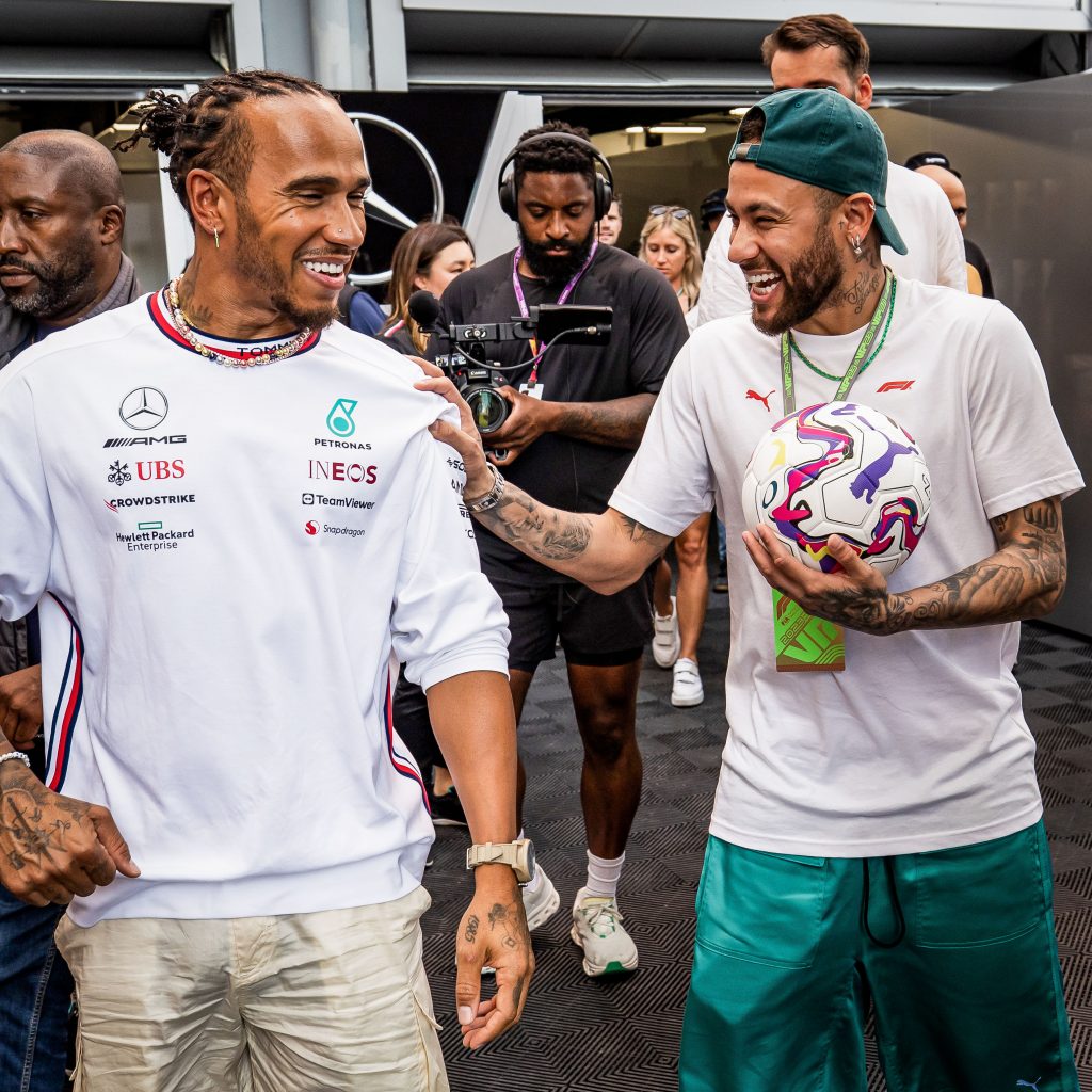 Footage of Lewis Hamilton's jovial meet-up with Neymar Jr. in Barcelona ...