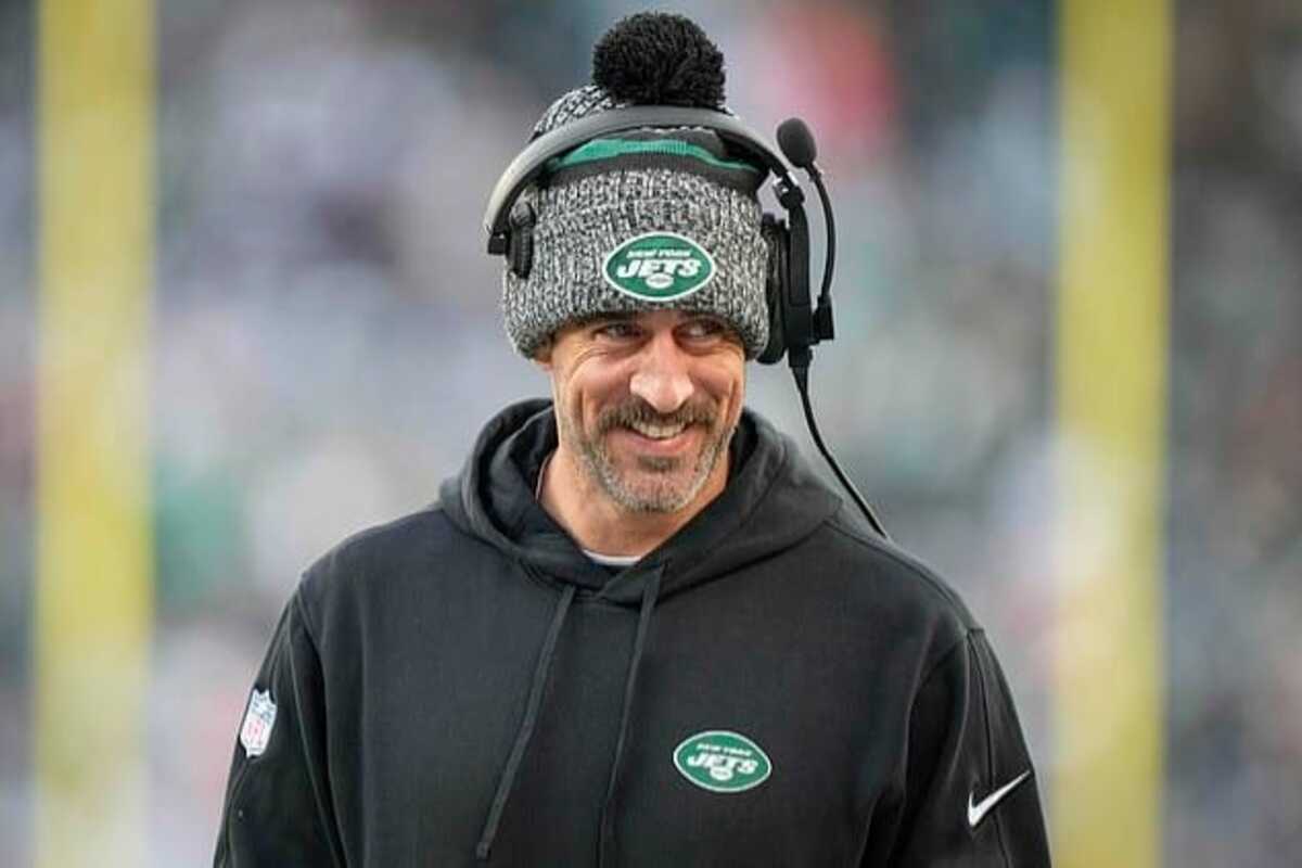 Aaron Rodgers spends the time of his life radiating joy at his star ...
