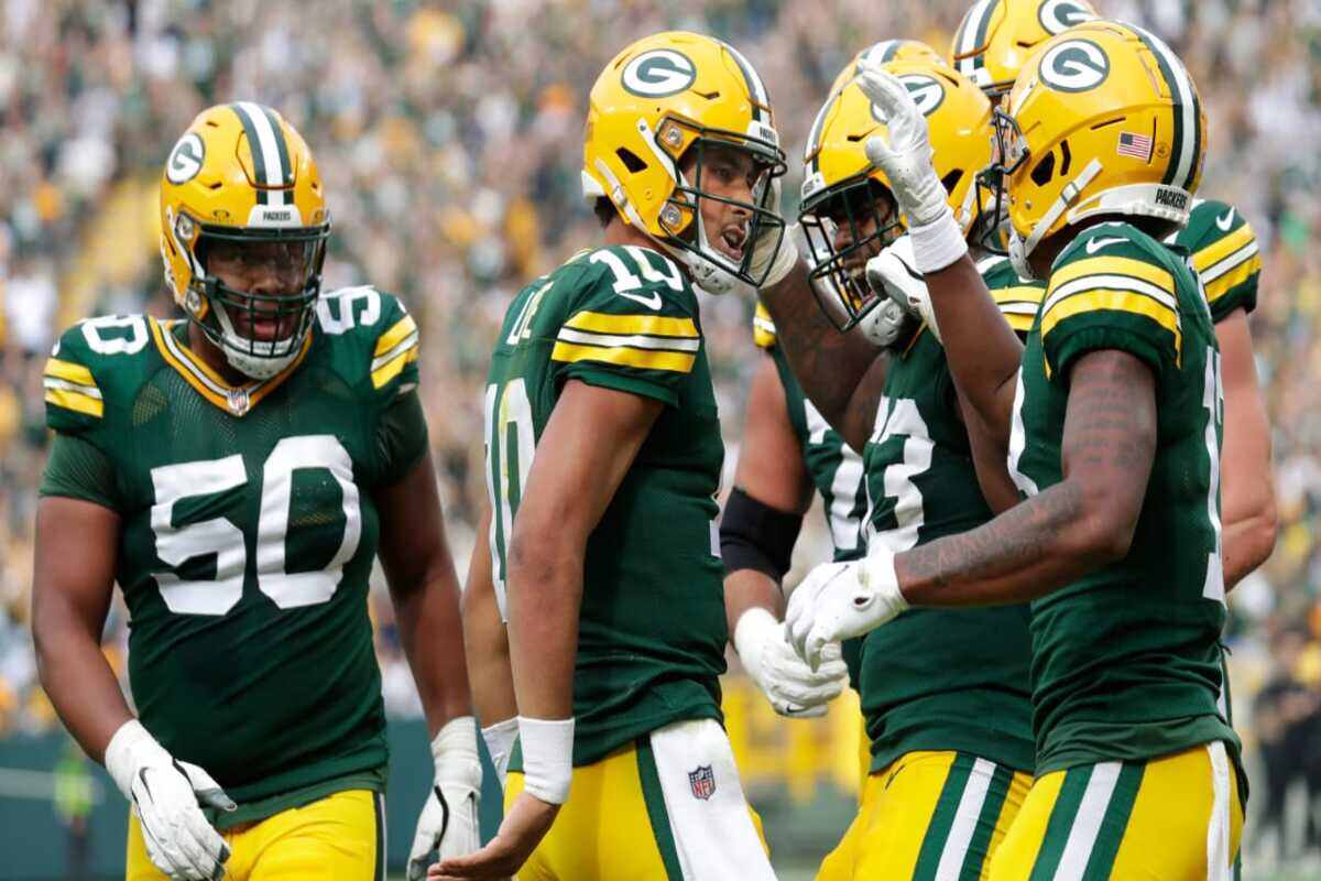 Green Bay Packers' defensive coaching staff changes amidst conflicting ...